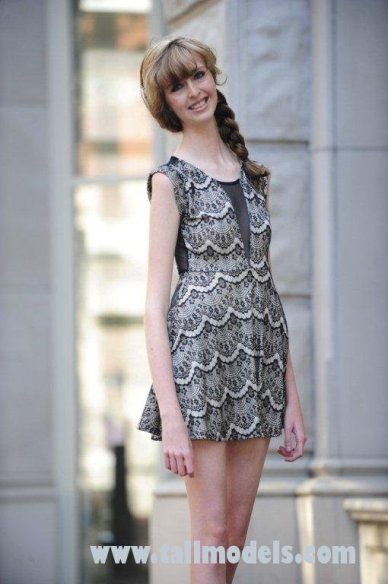 Dakota 6’4” 195 cm – Tallmodels.com! Tall Models Agency!
